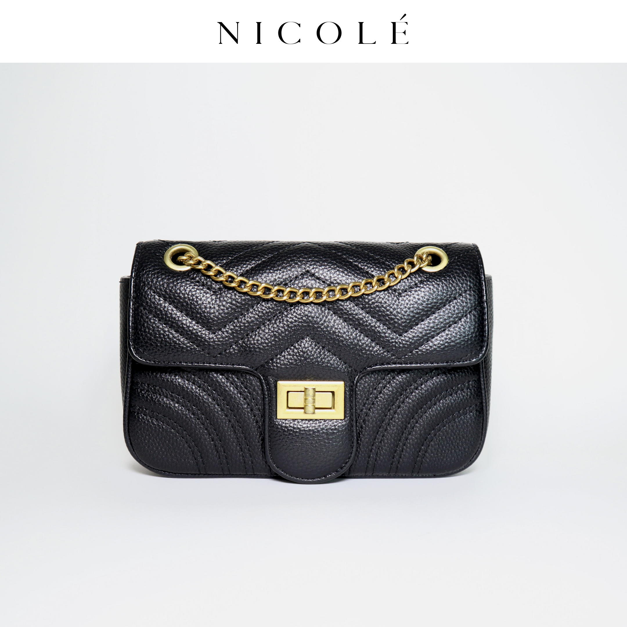 GIGI – NICOLÉ
